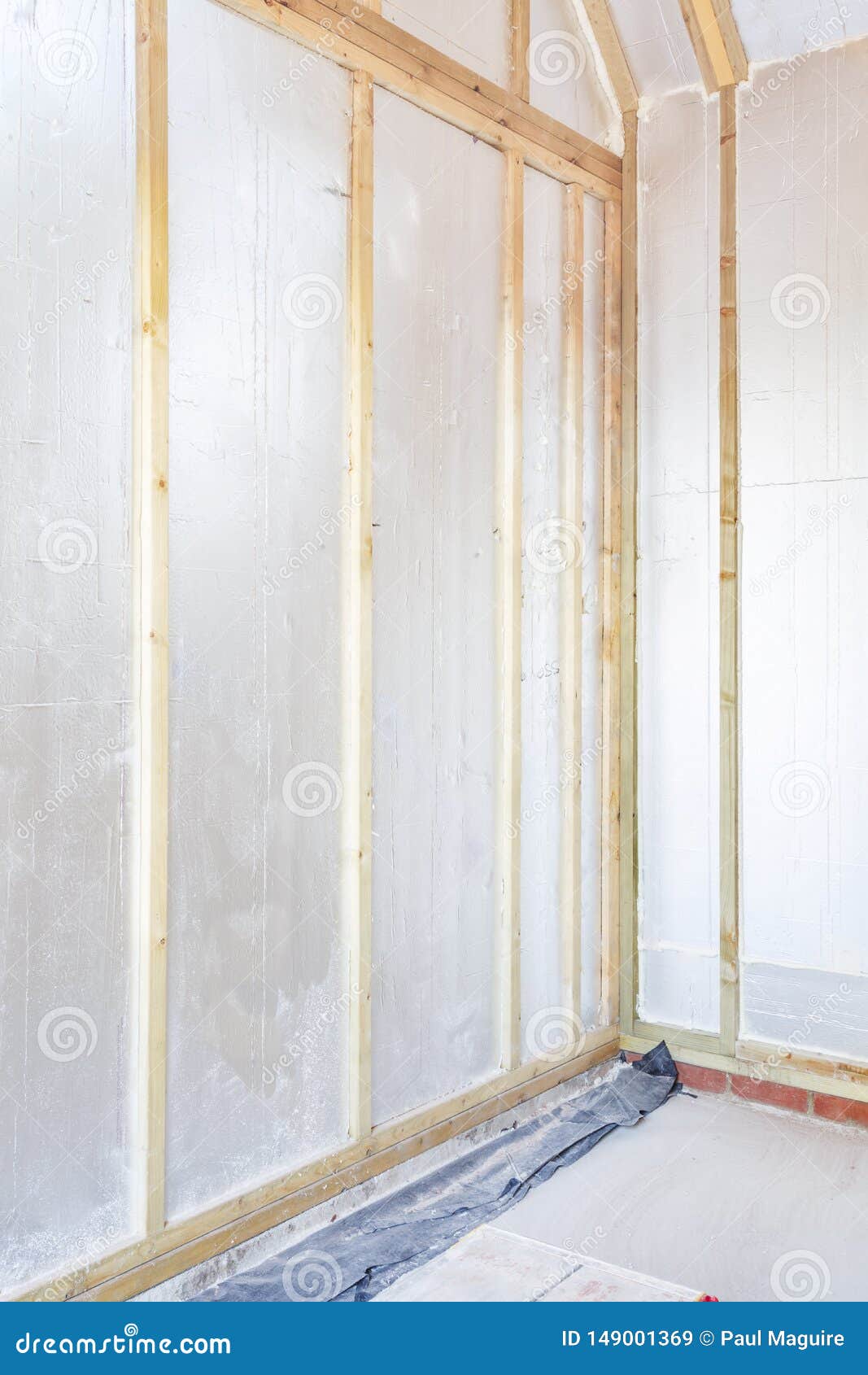 Timber house insulation stock image. Image of internal - 149001369