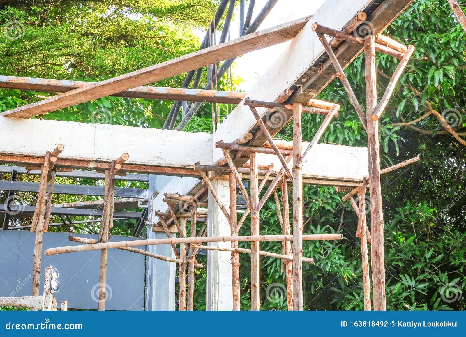 Timber Prop Silhouette Royalty-Free Stock Photo | CartoonDealer.com ...