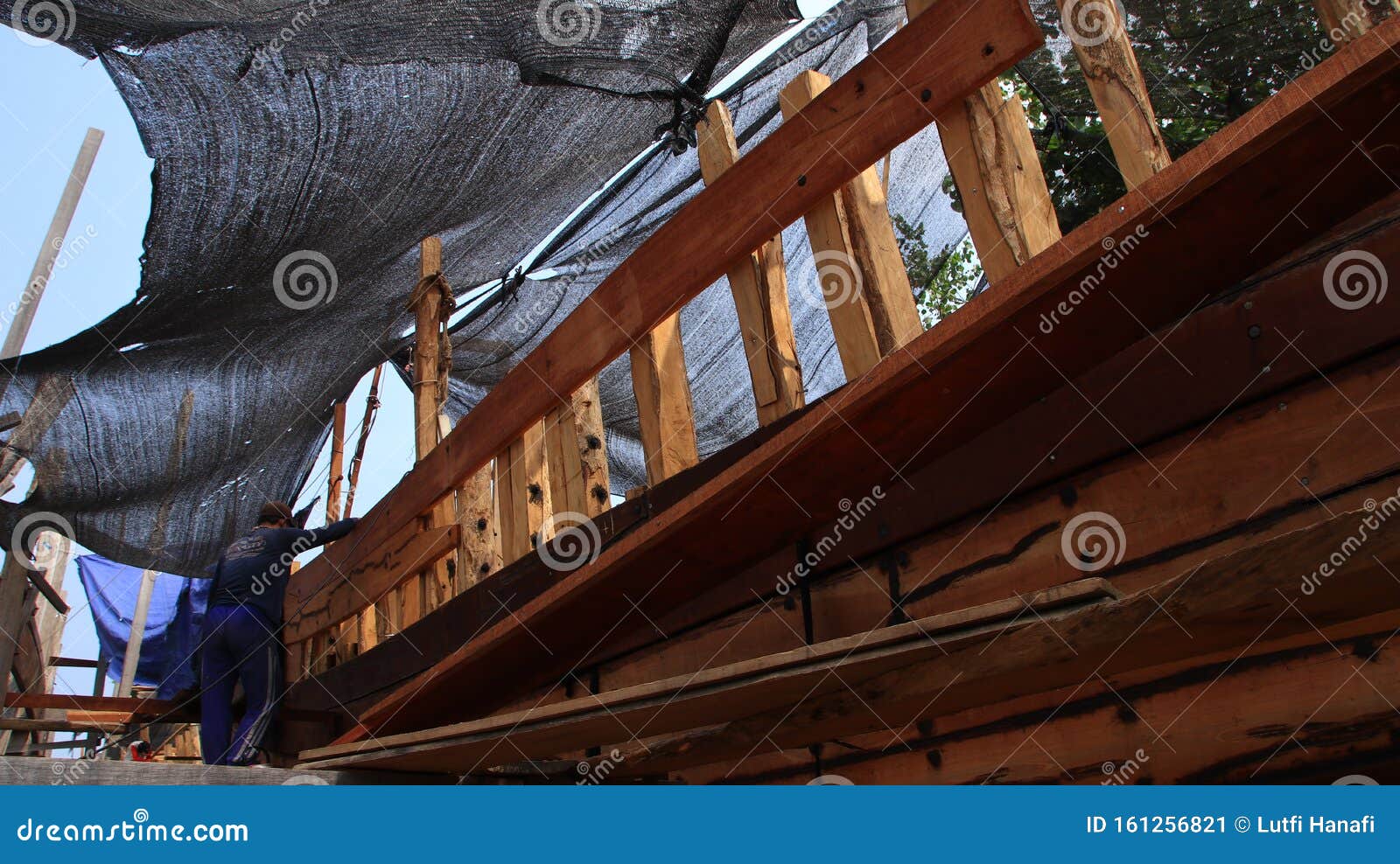 Timber Shipbuilder Working while Working Editorial Photo - Image of ...
