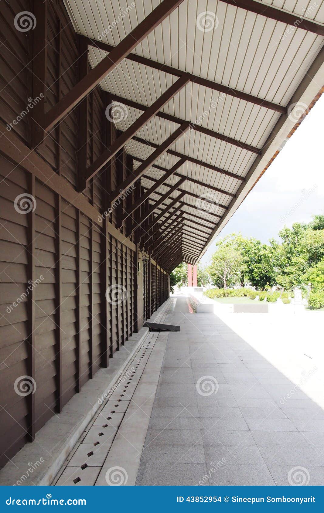 Timber support structure stock photo. Image of structure - 43852954