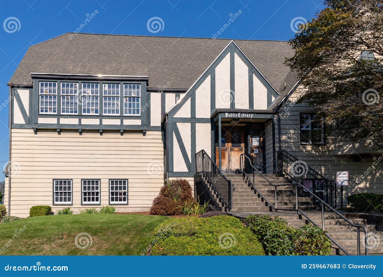 Timberland Public Library Raymond WA Editorial Stock Photo - Image of ...