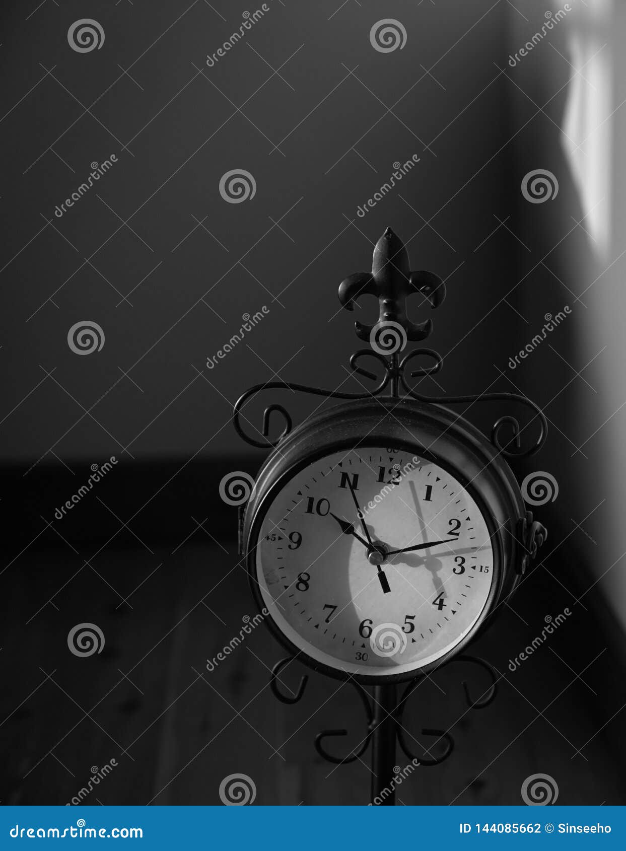 Time Concept : a Classic Retro Clock Stock Photo - Image of sign ...