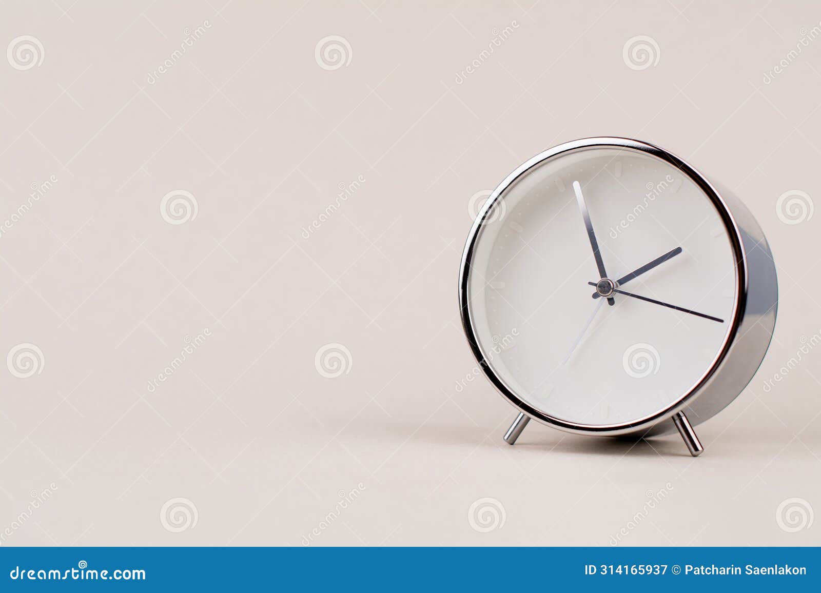 Hand Shows Standing Time. High Quality Studio Photo of a Clock Stock ...