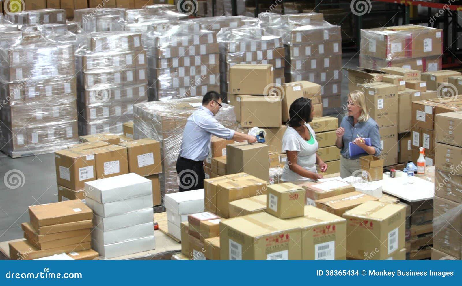 Time Lapse Shot of Packing and Dispatching Goods Stock Footage - Video ...