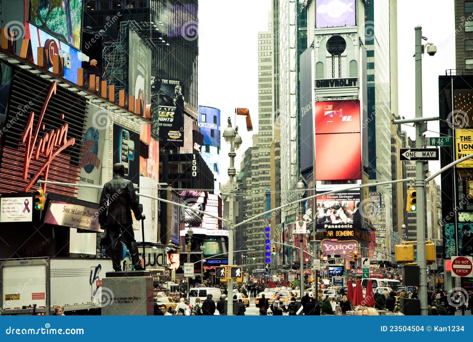 Time Squre, NYC editorial stock image. Image of broadway - 23504504