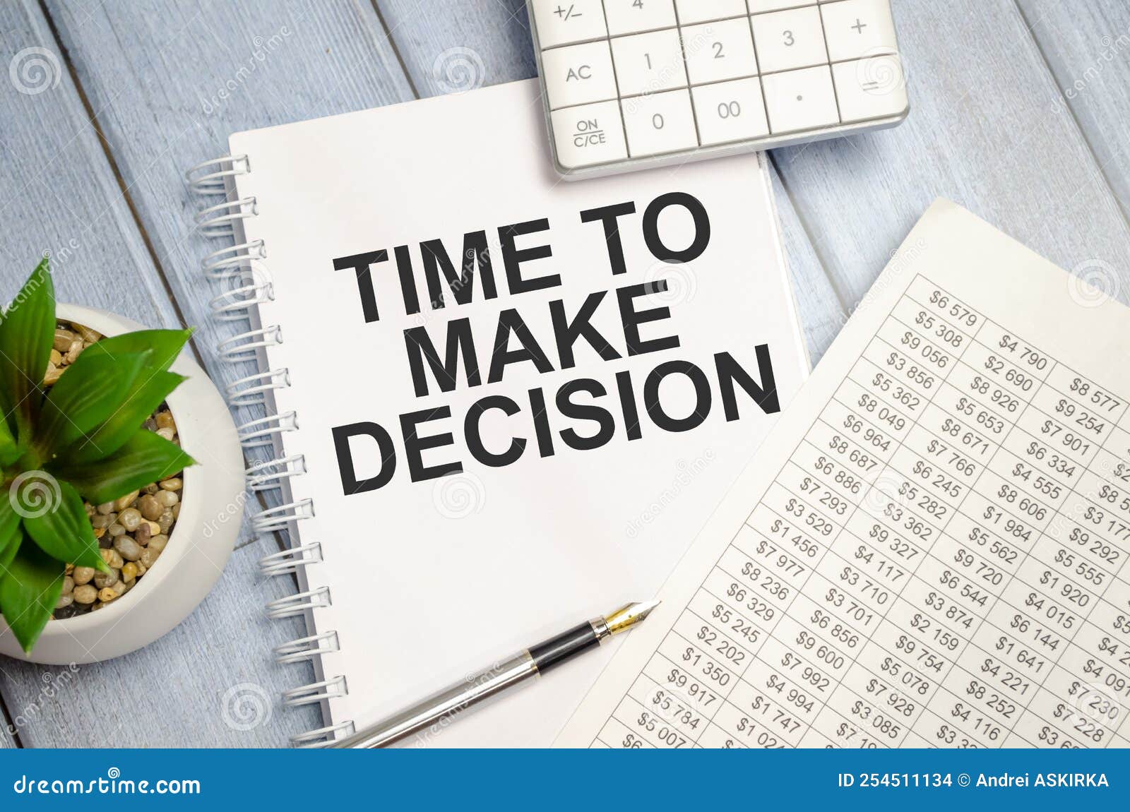 TIME To Make Decision Word on Notepad with Glasses and Chart Stock ...