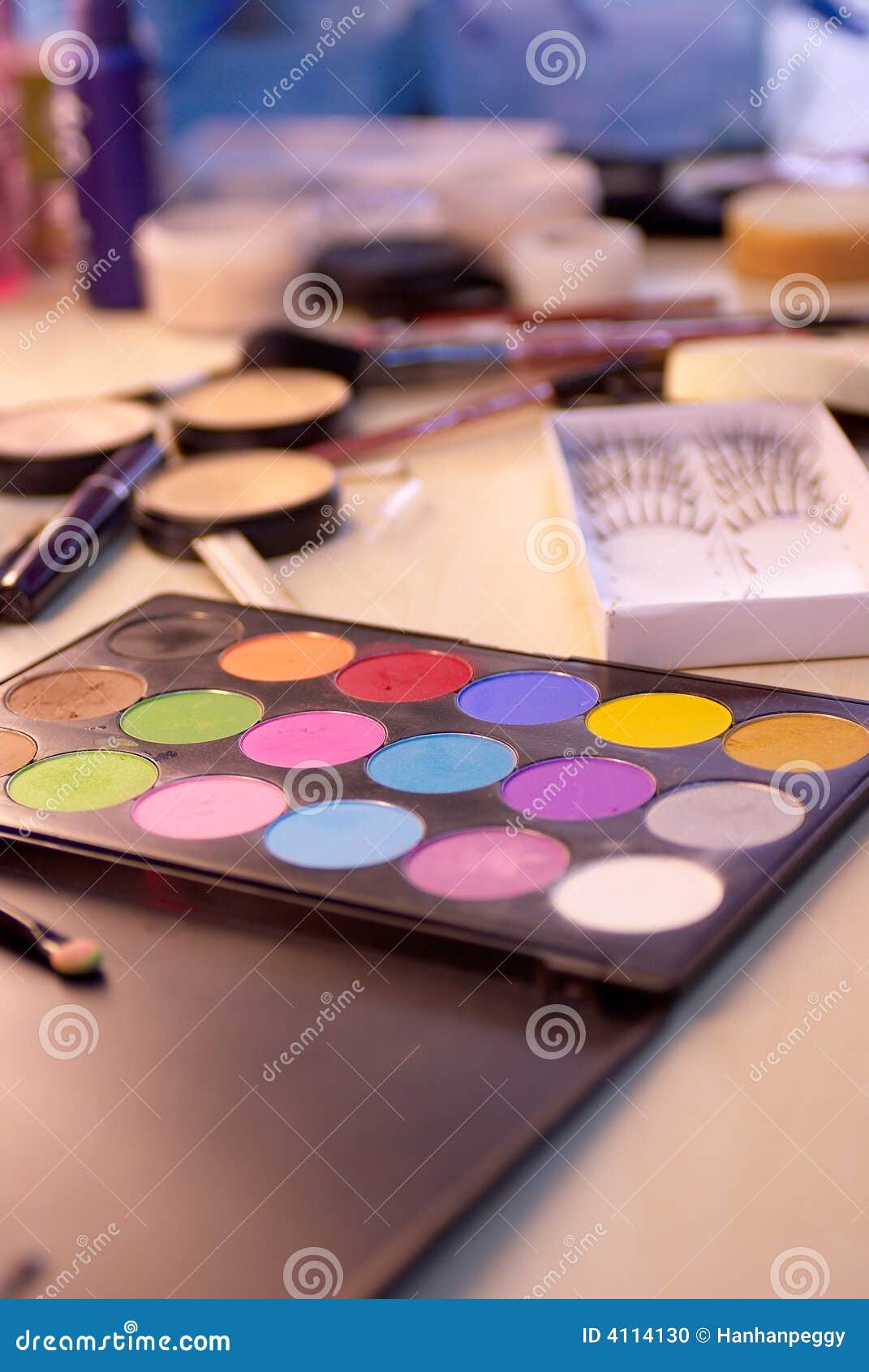 Time to make-up stock photo. Image of elegance, closeup - 4114130