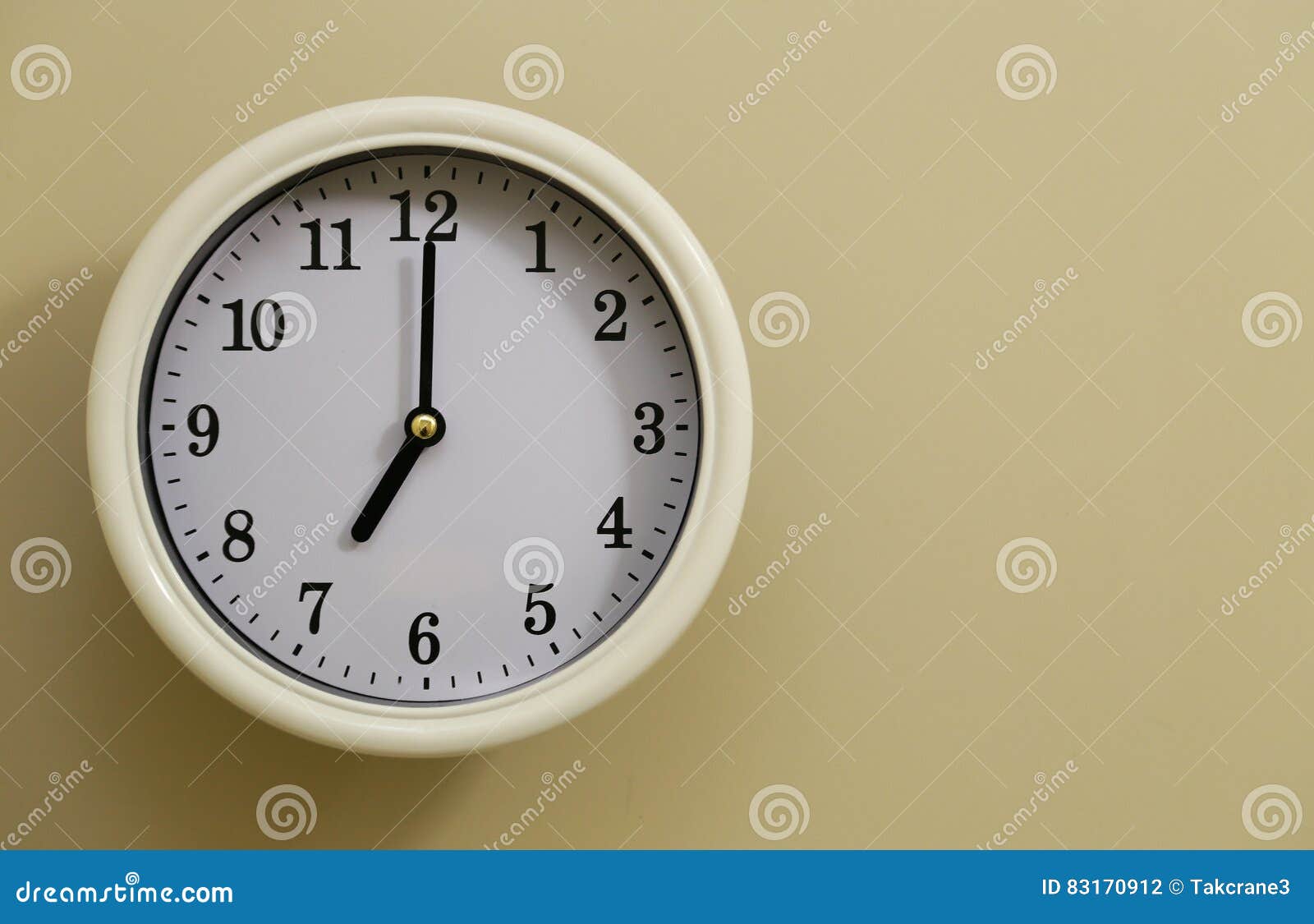 Time for wall clock 7:00 stock photo. Image of hand, space - 83170912