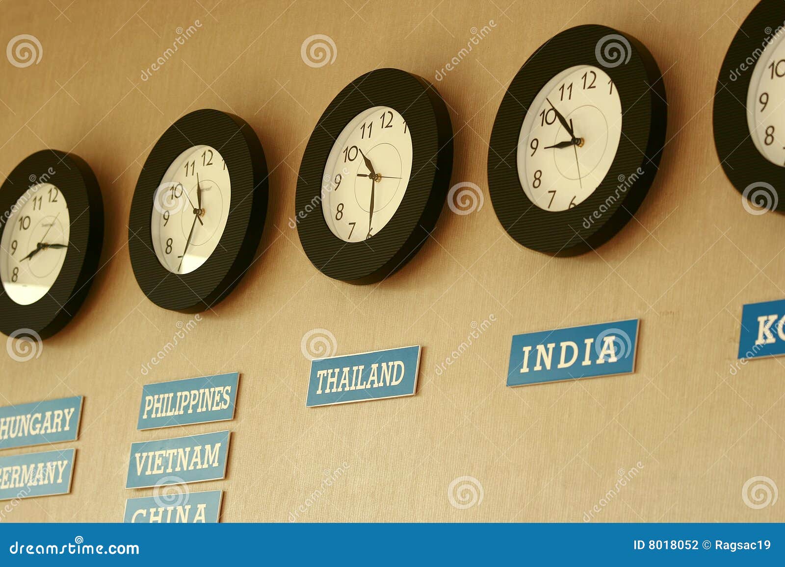 Time Zone Clock Royalty-Free Stock Image | CartoonDealer.com #23136628