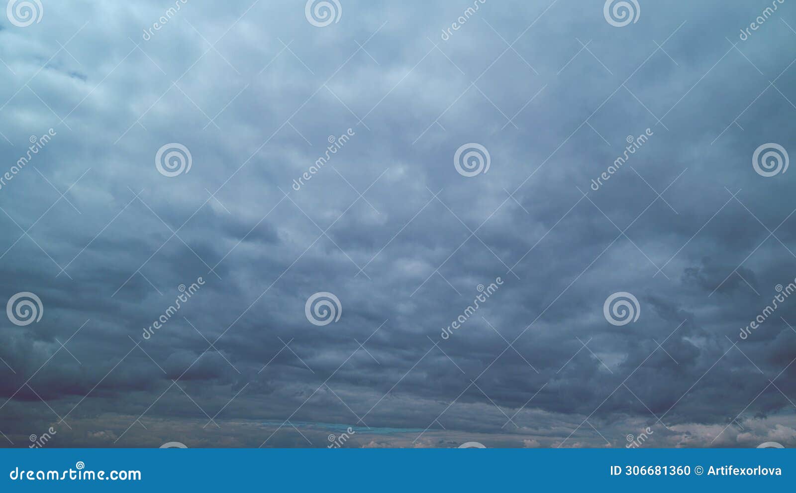 Heavy Rain before a Storm. Weather for Good Rainy Season. Ominous ... Heavy Rain before a Storm. Weather for Good Rainy Season. Ominous ...