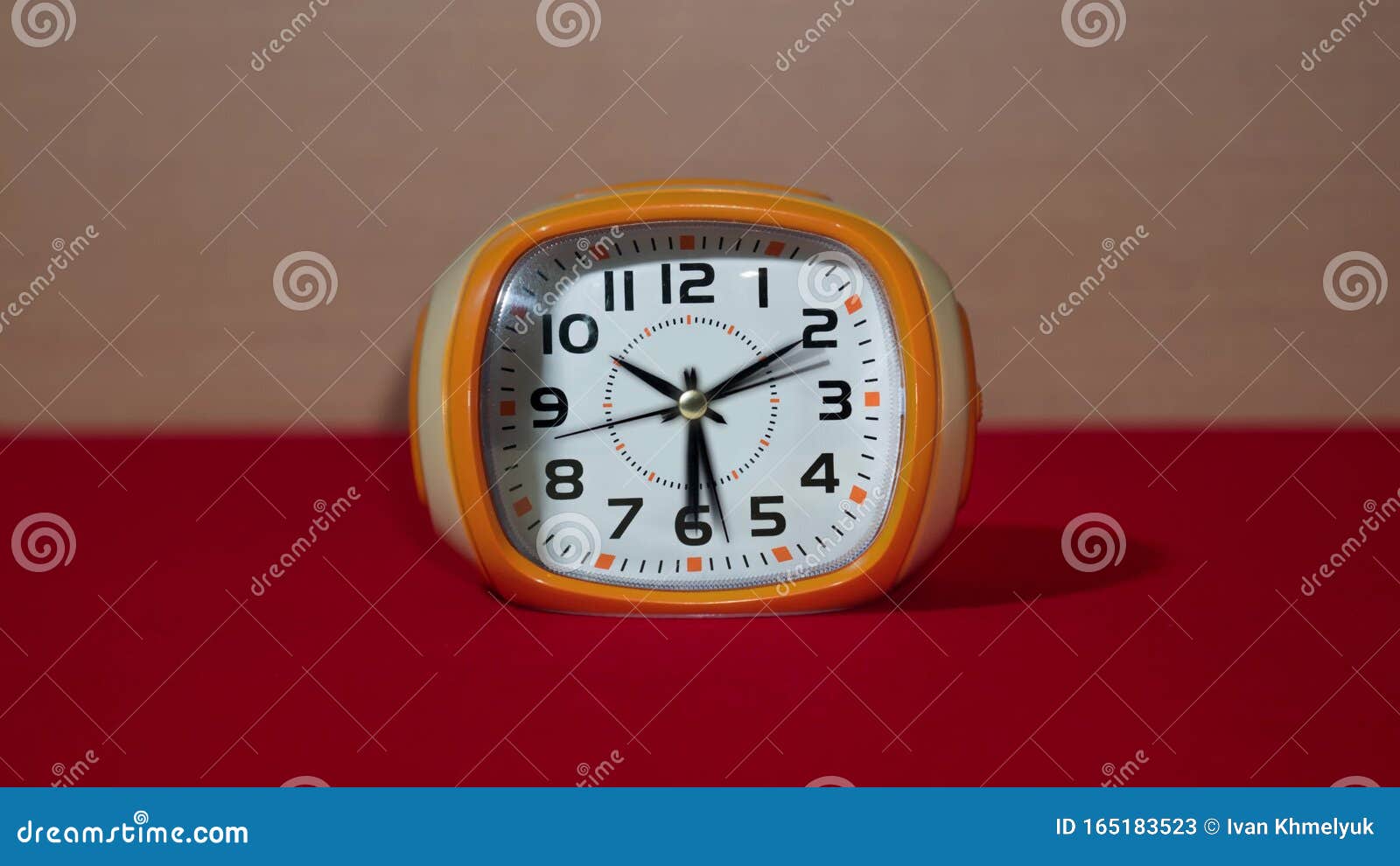 Clock with Many Arrows that Turn at Random Stock Video - Video of ...