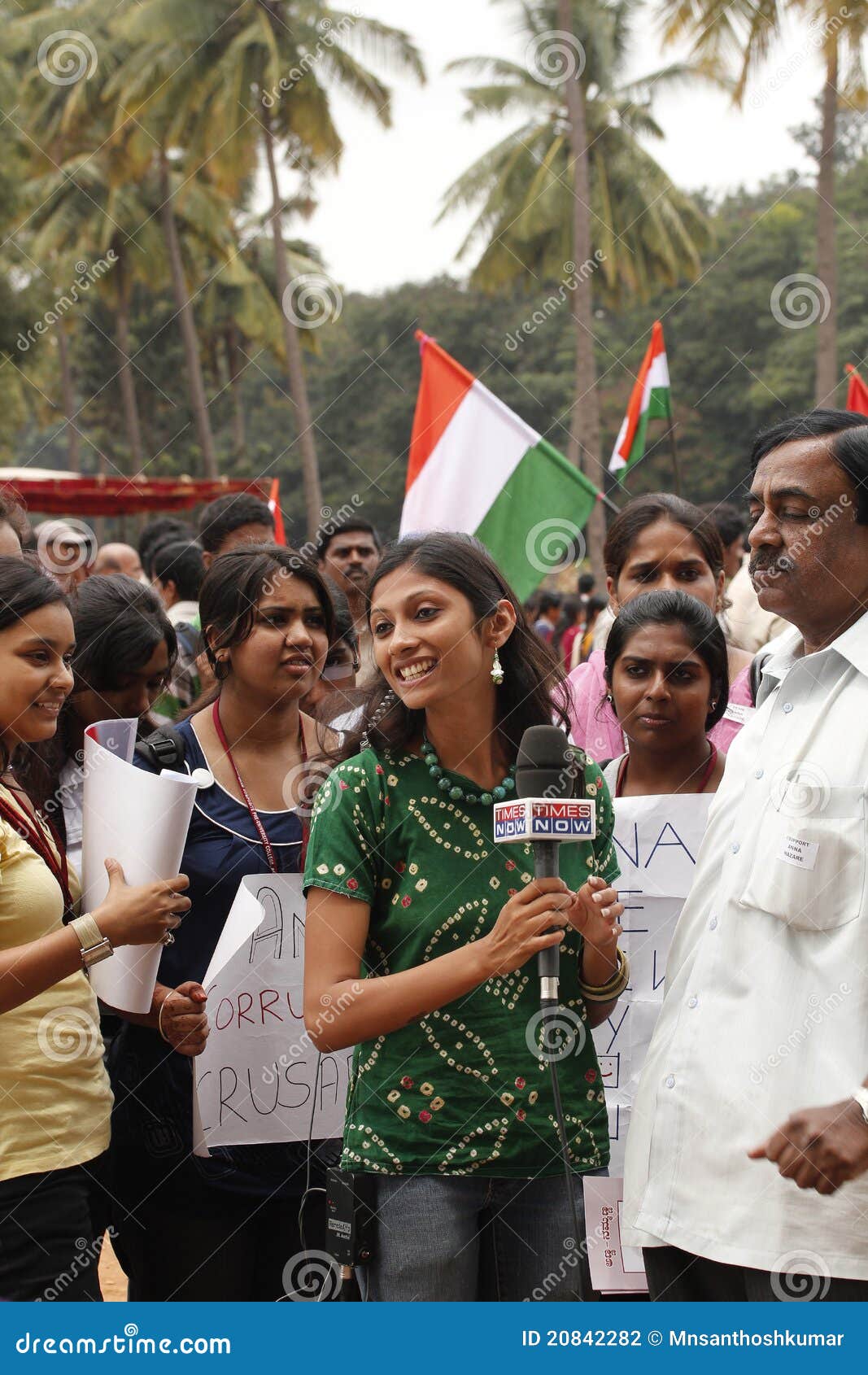 A Times Now Reporter Interviewing an Activist Editorial Photography ...