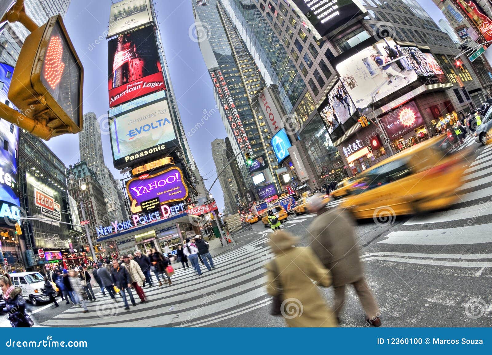 Times Square imagen editorial. Imagen de luces, alto - 12360100