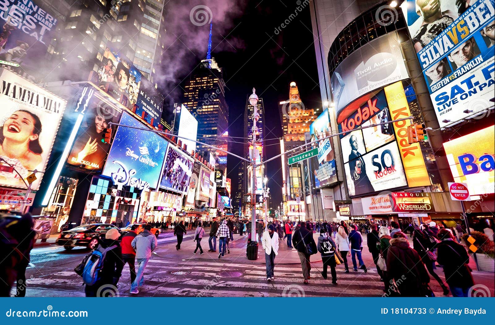 Times Square na noite foto de stock editorial. Imagem de teatral - 18104733