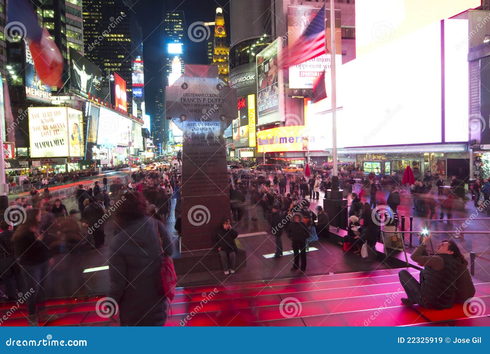 Times Square na noite imagem de stock editorial. Imagem de broadway ...