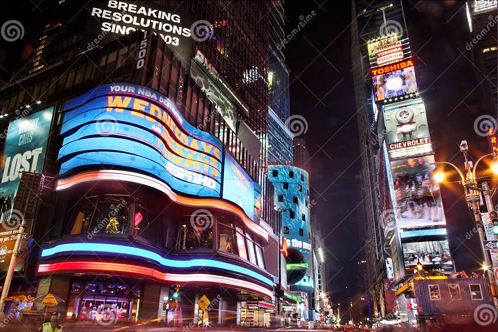 Times Square na noite foto de stock editorial. Imagem de broadway - 9214993