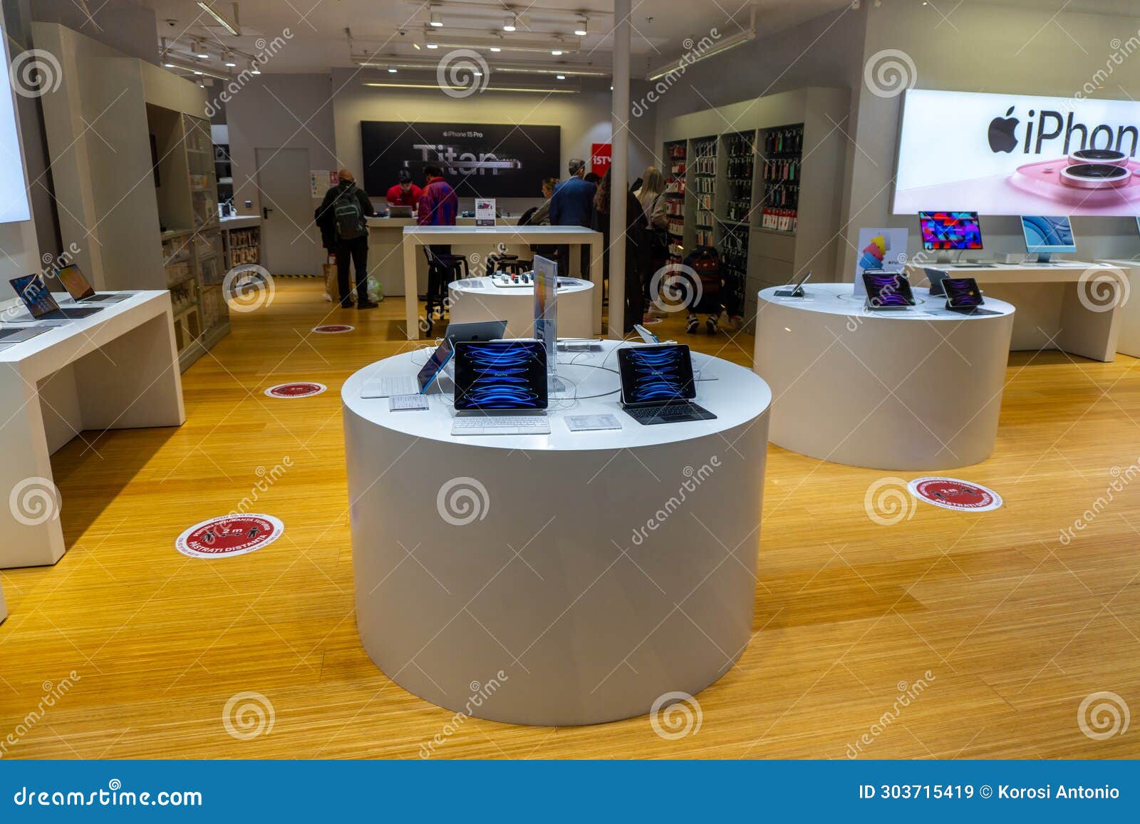 Timisoara,Romania January 17 2024: Apple Store Inside Mall Editorial ...