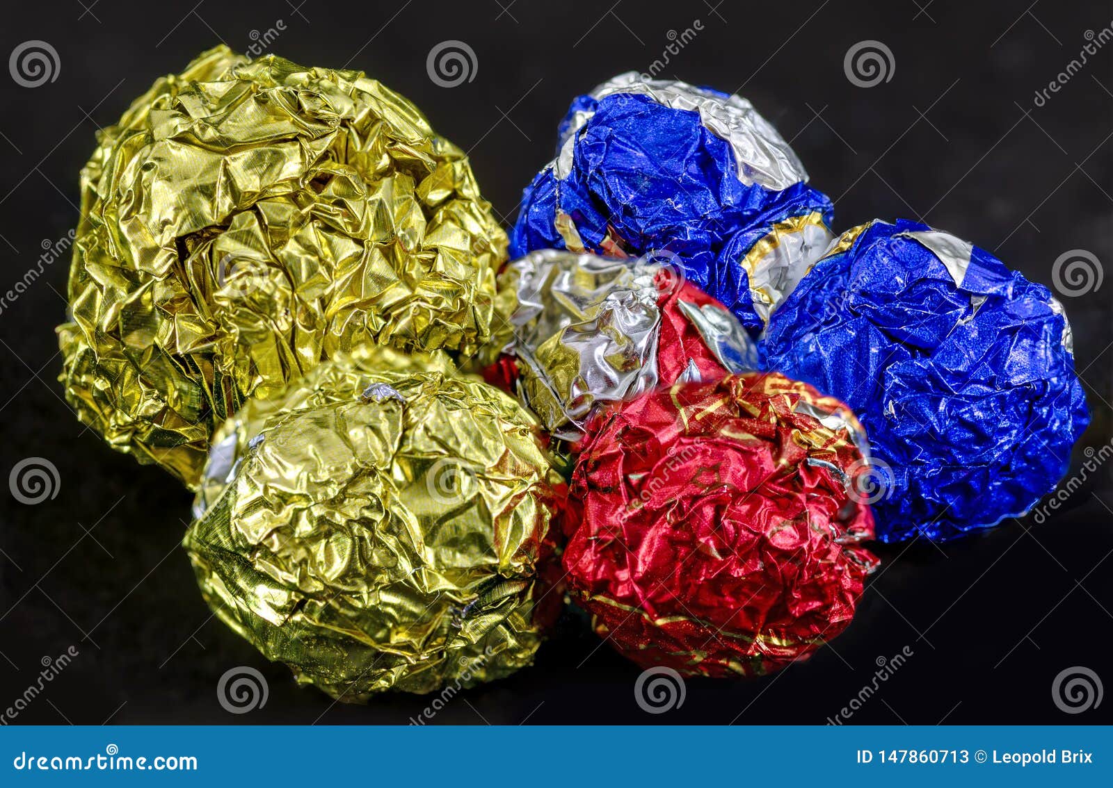 Tinfoil balls stock image. Image of sphere, globe, tinfoil - 147860713