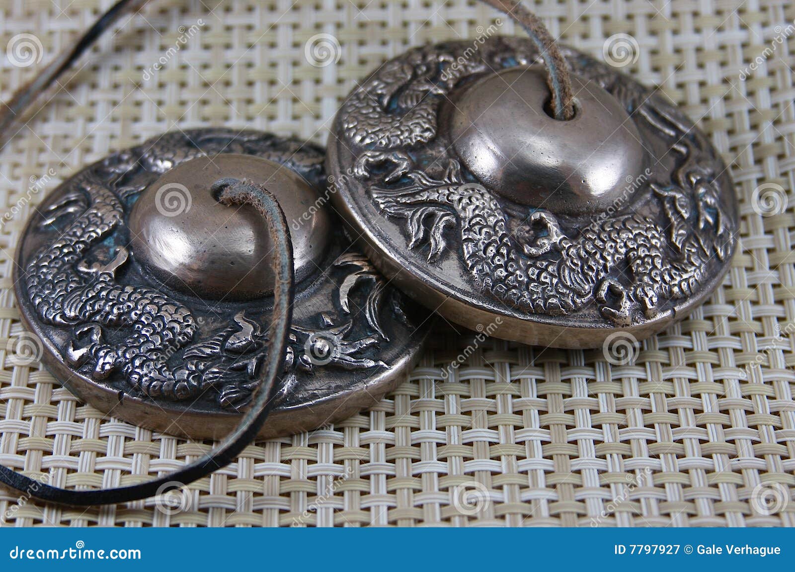 Tingsha Belhi immagine stock. Immagine di metafisico, buddismo - 7797927