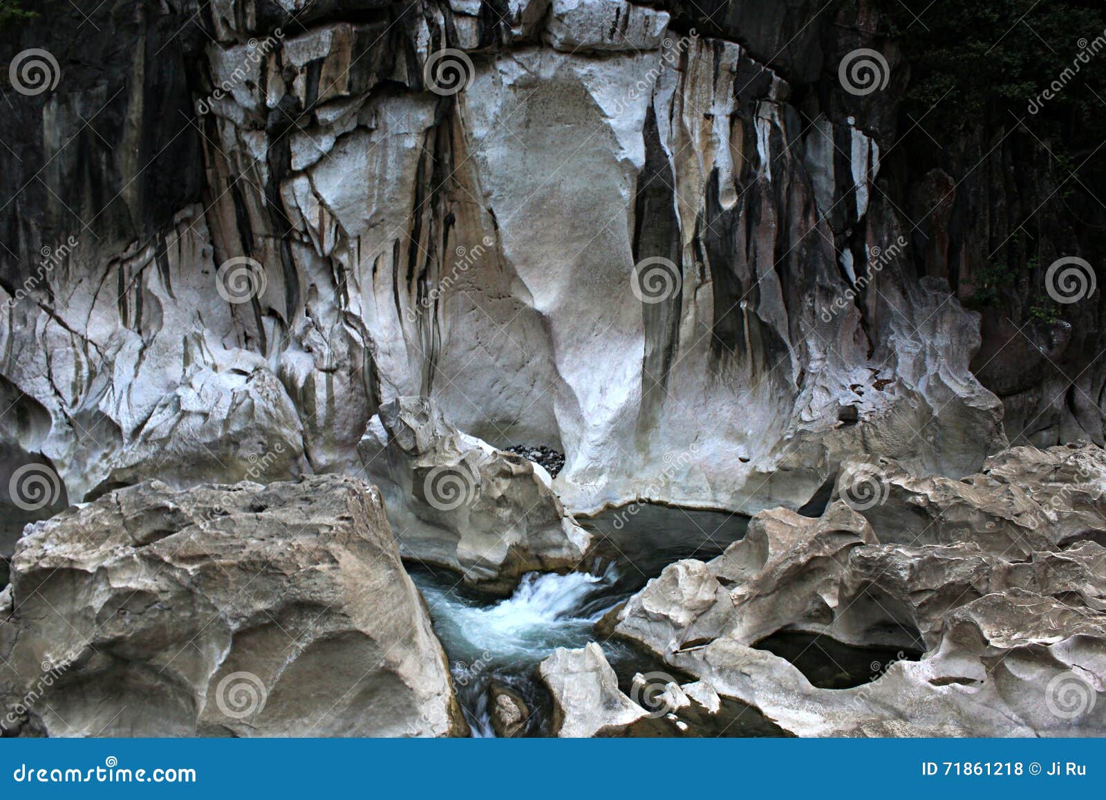 Tinipak River and Rocks stock photo. Image of treking - 71861218