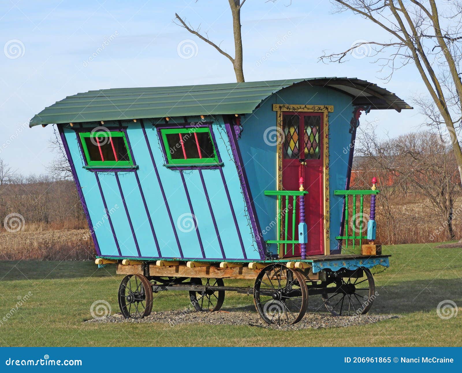 Tinker Style Tiny Home Traveling Caravan Stock Image - Image of peddler ...