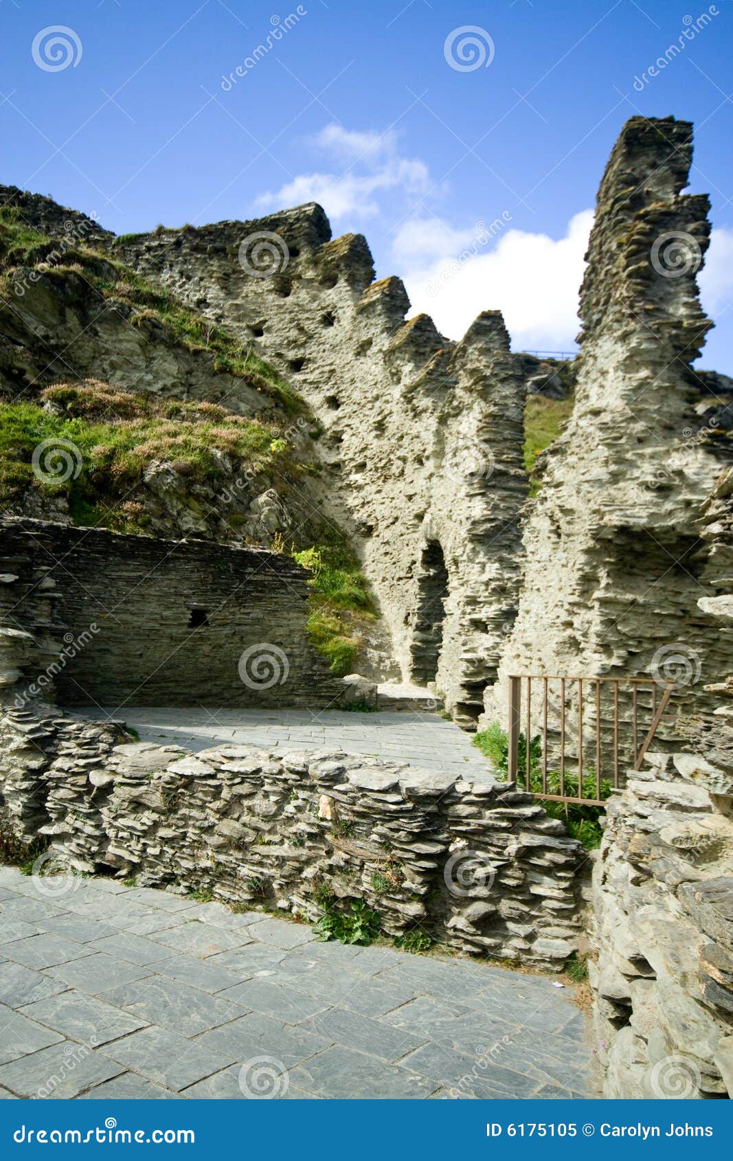 Tintagel Castle Ruins, Cornwall Stock Image - Image of stone, scenic ...