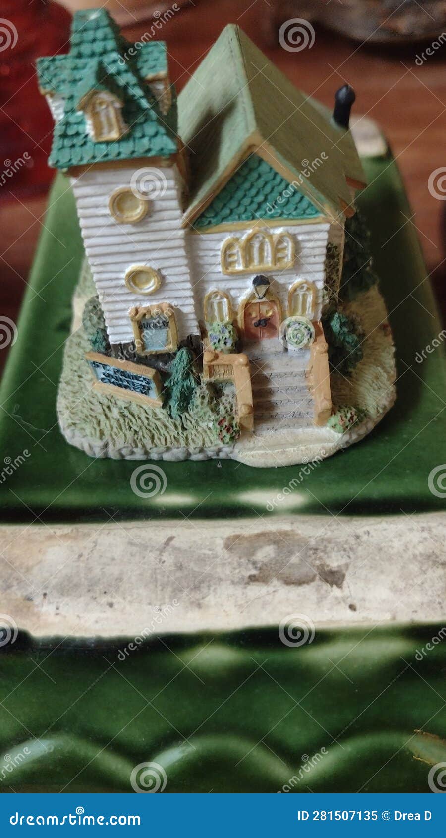 Tiny Model House Ceramic Realistic Stock Image - Image of realistic ...