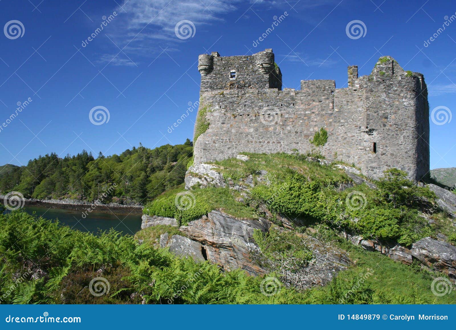 Tioram castle stock image. Image of ardnamurchan, scotland - 14849879