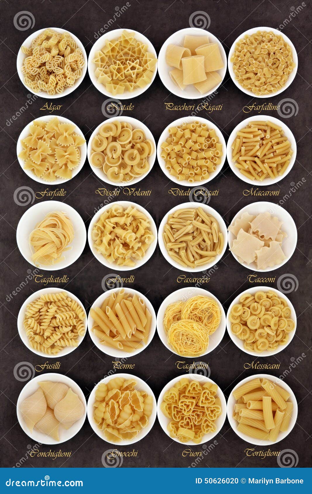 Tipi della pasta fotografia stock. Immagine di crudo - 50626020