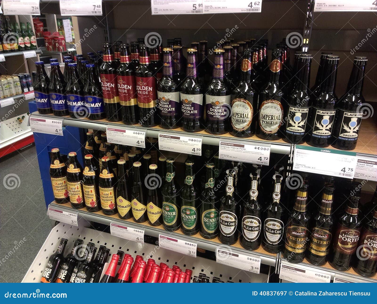 Tipi Differenti Di Alcool in ALKO Fotografia Editoriale - Immagine di ...