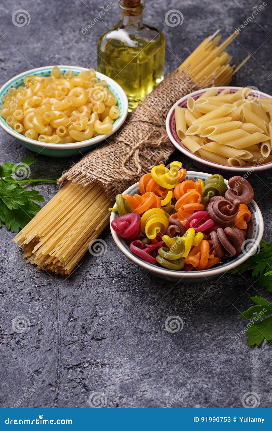 Tipo Diferente De Massa Italiana Imagem de Stock - Imagem de italiano ...