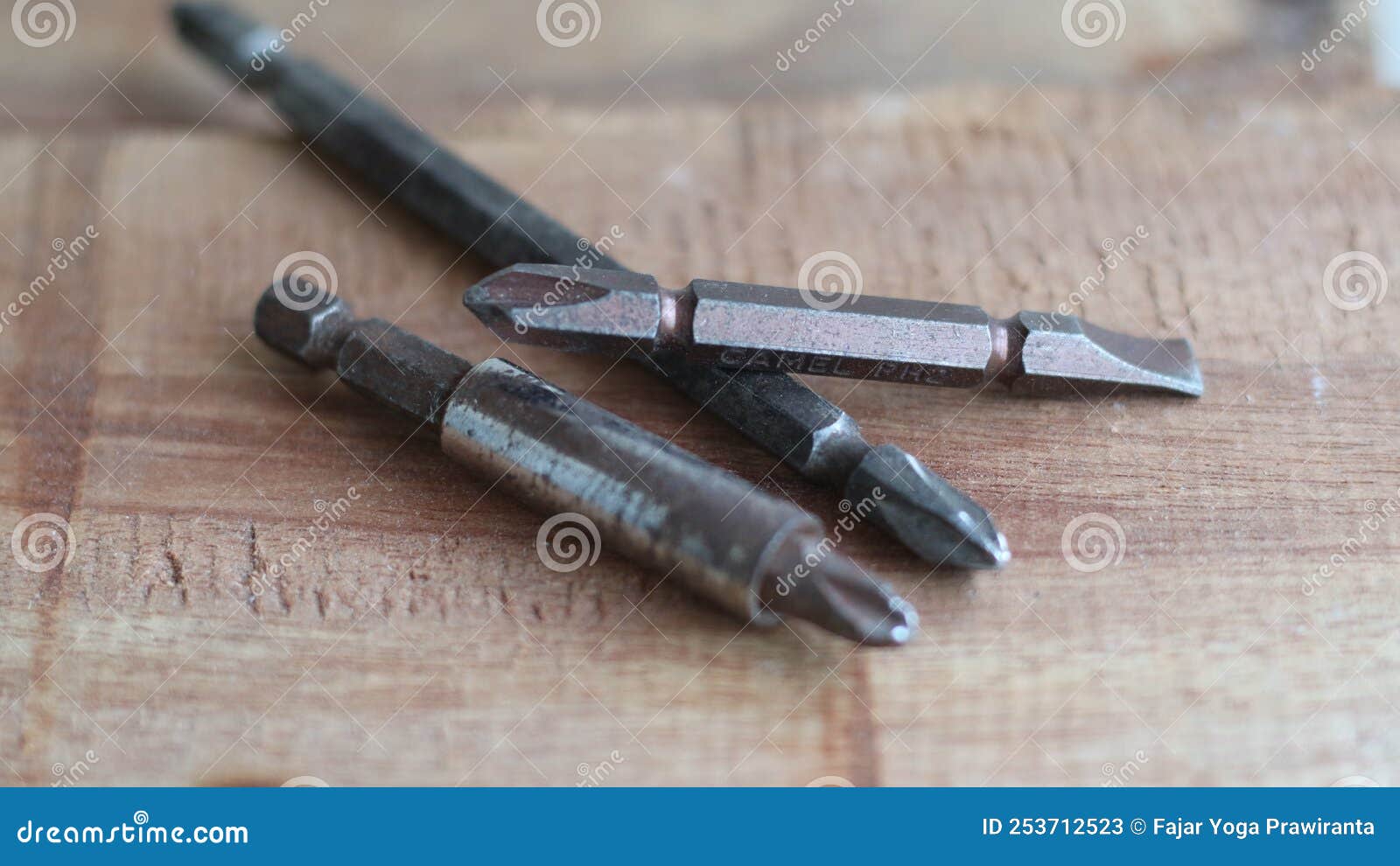 Tipos De Bits De Destornillador Listos Para Usar Okee Imagen de archivo ...