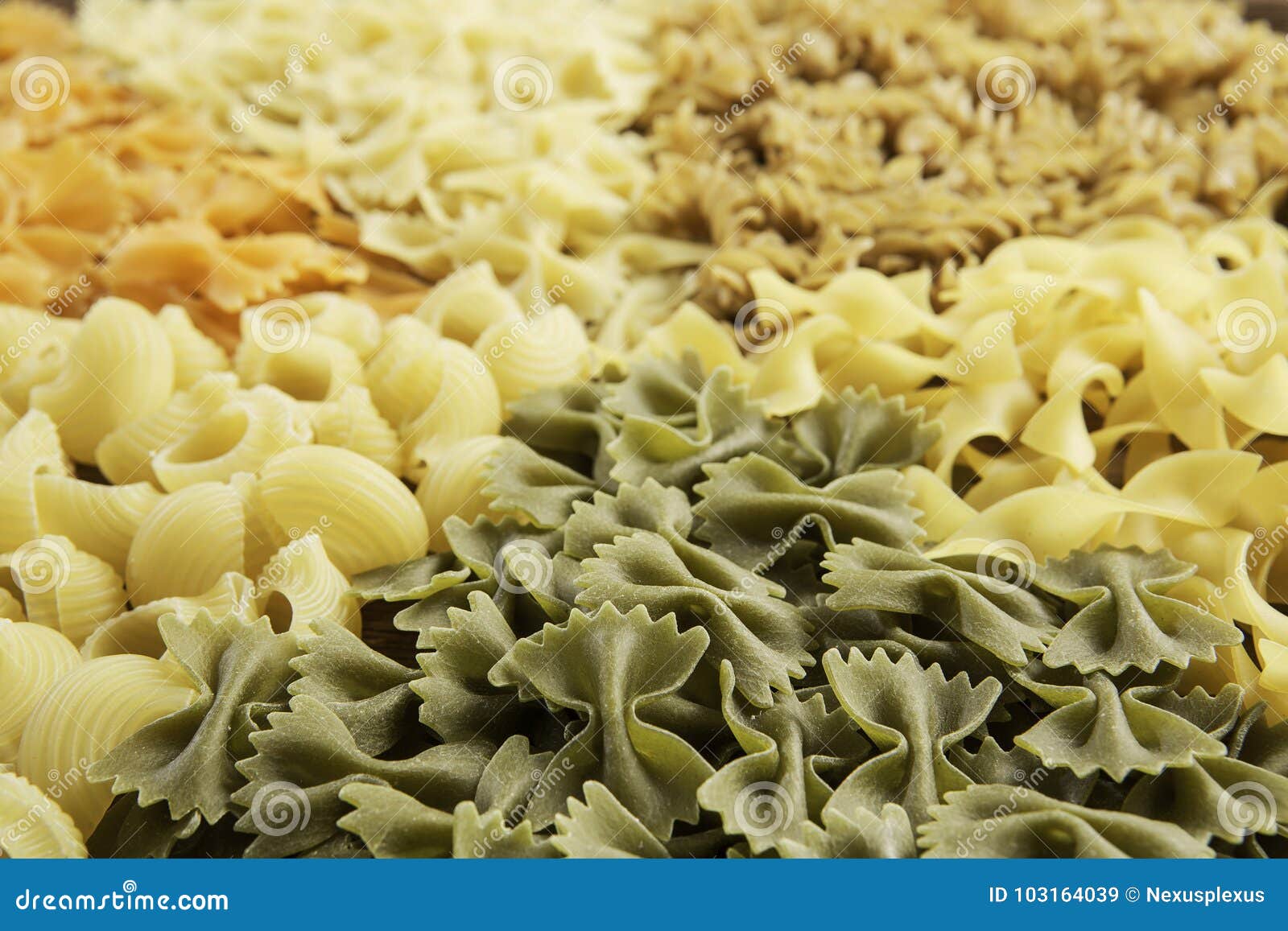 Tipos de massa imagem de stock. Imagem de alimento, ingrediente - 103164039