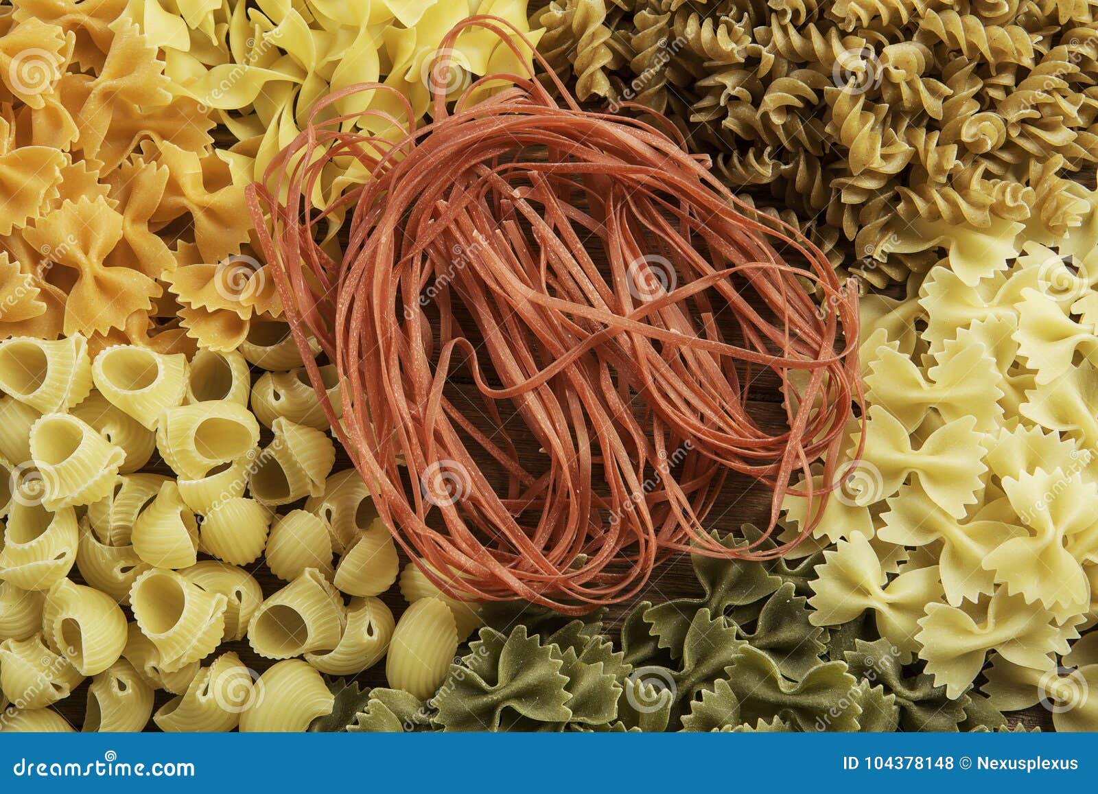 Tipos de massa foto de stock. Imagem de completamente - 104378148
