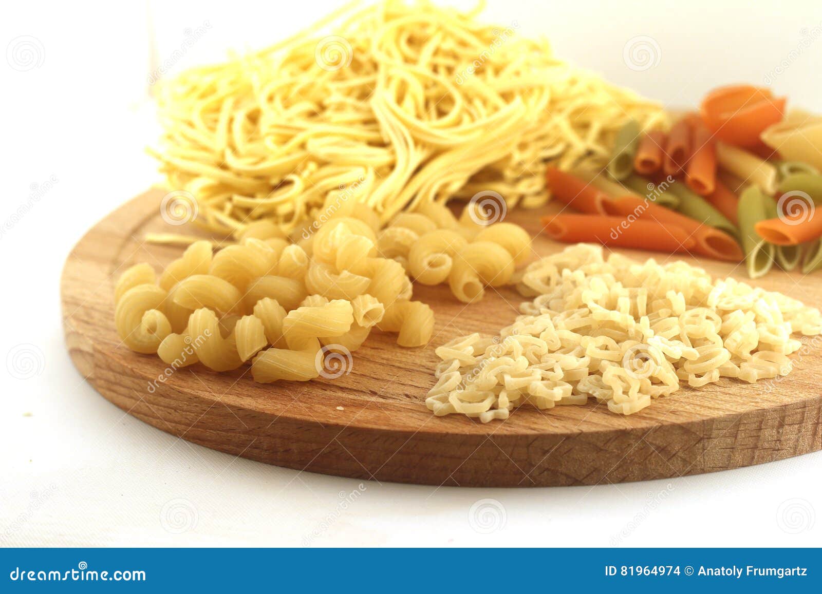 Tipos diferentes de massa foto de stock. Imagem de seco - 81964974