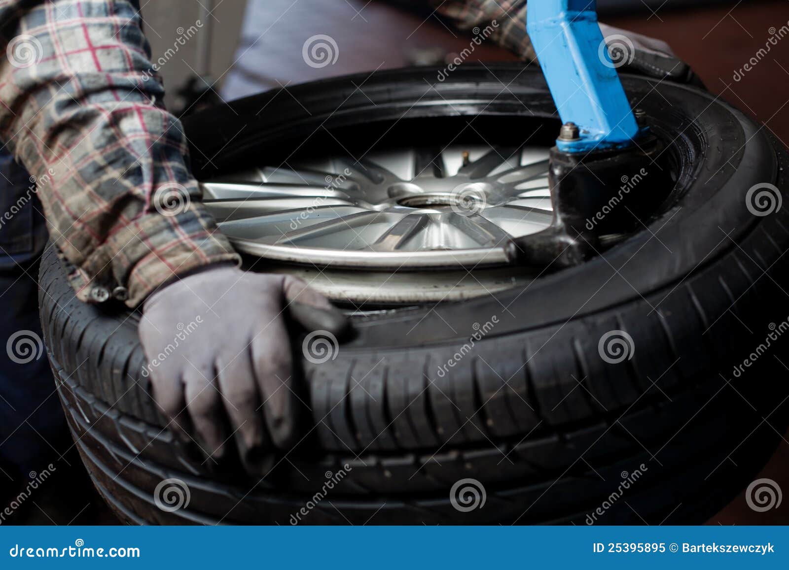 Tire change closeup stock image. Image of work, transportation - 25395895