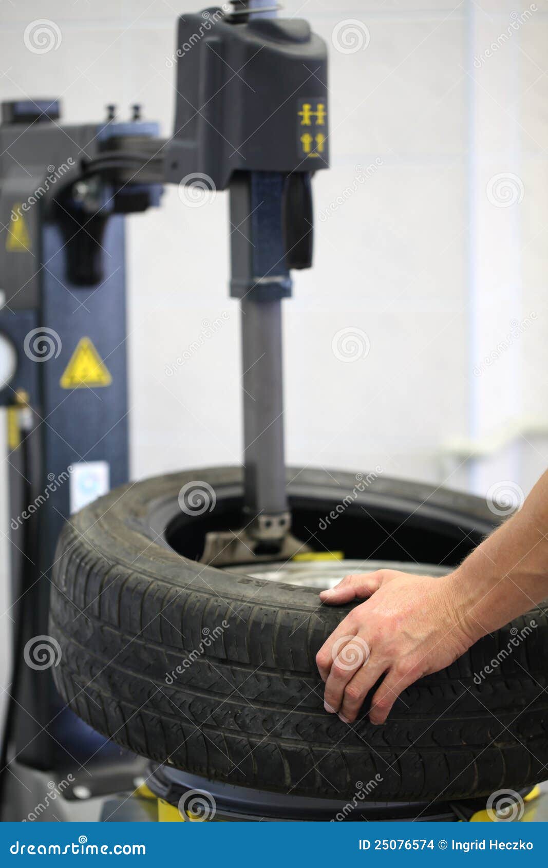 Tire changing stock photo. Image of machine, male, profession - 25076574