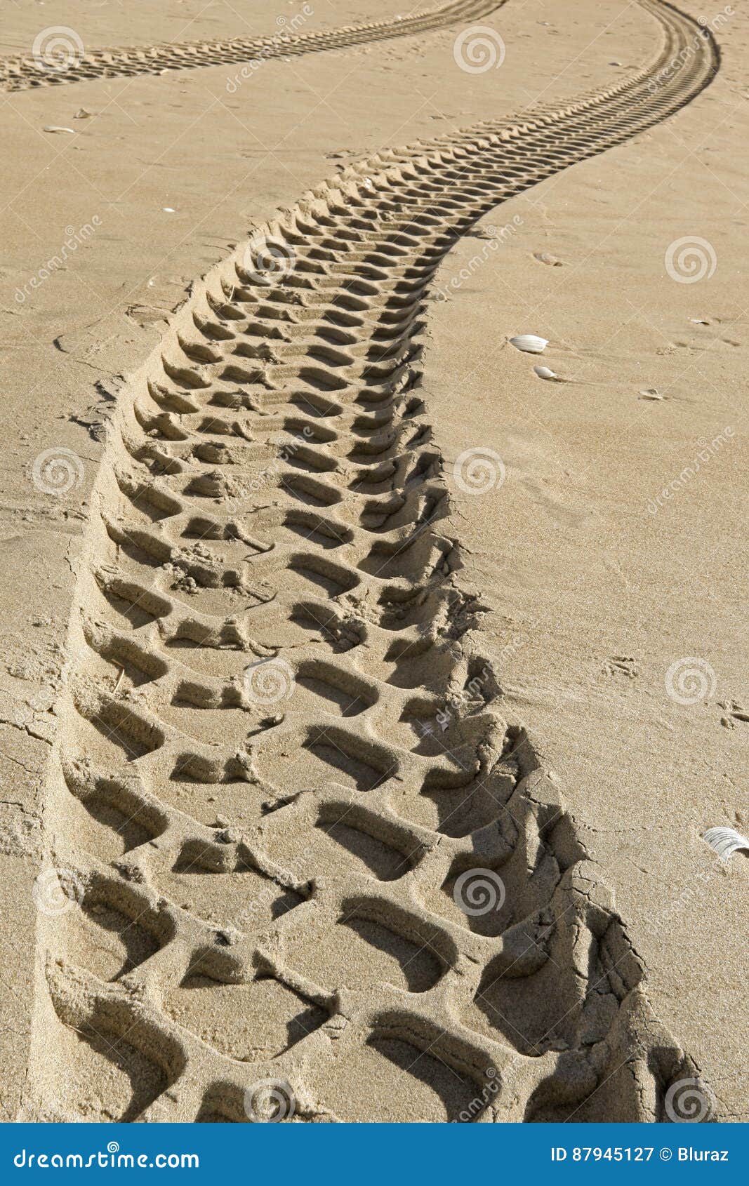 Tire tracks on a beach stock image. Image of nature, hardware - 87945127