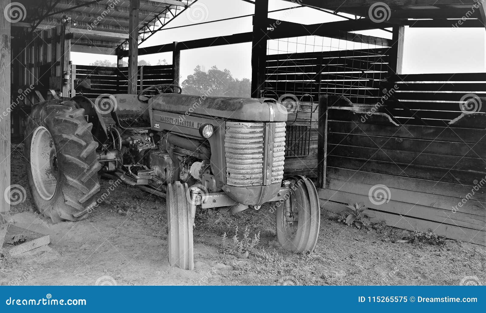 Tired Tractor editorial image. Image of tired, farm - 115265575