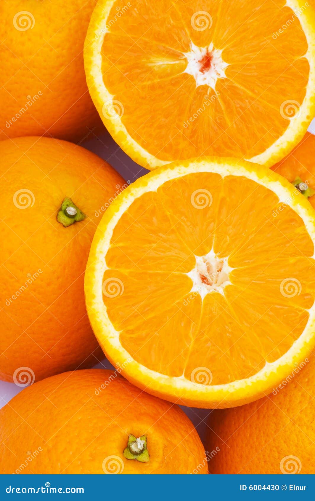 Tiro Macro De Laranjas Do Corte Da Metade Foto de Stock - Imagem de ...