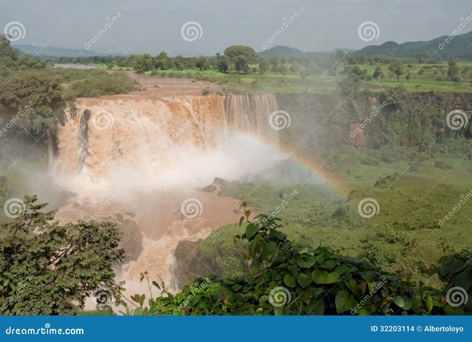 Tiss Abay Falls on the Blue Nile River, Ethiopia Stock Photo - Image of ...