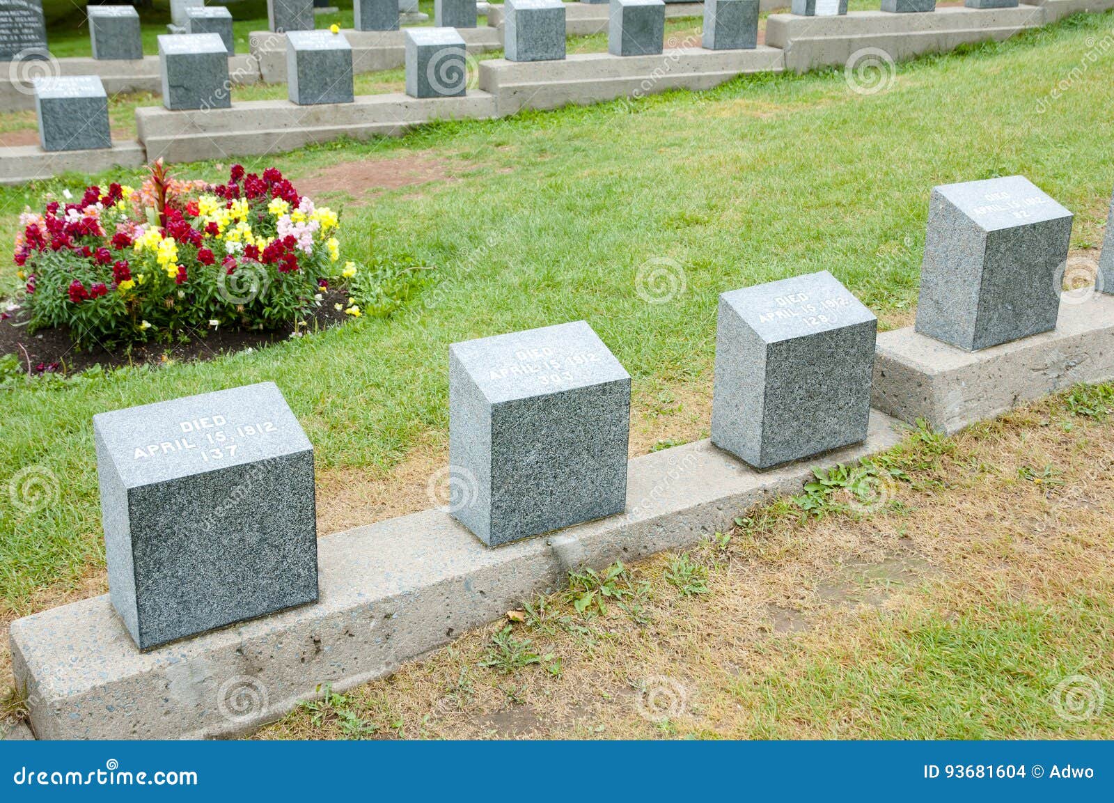Titanic Graves At Fairview Lawn Cemetery, Halifax, Nova Scotia ...