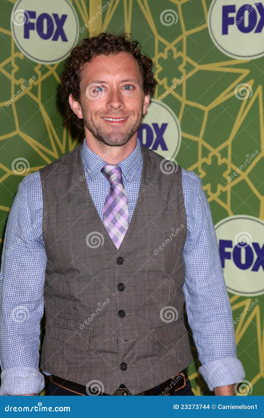 TJ Thyne editorial stock image. Image of castle, arrives - 23273744
