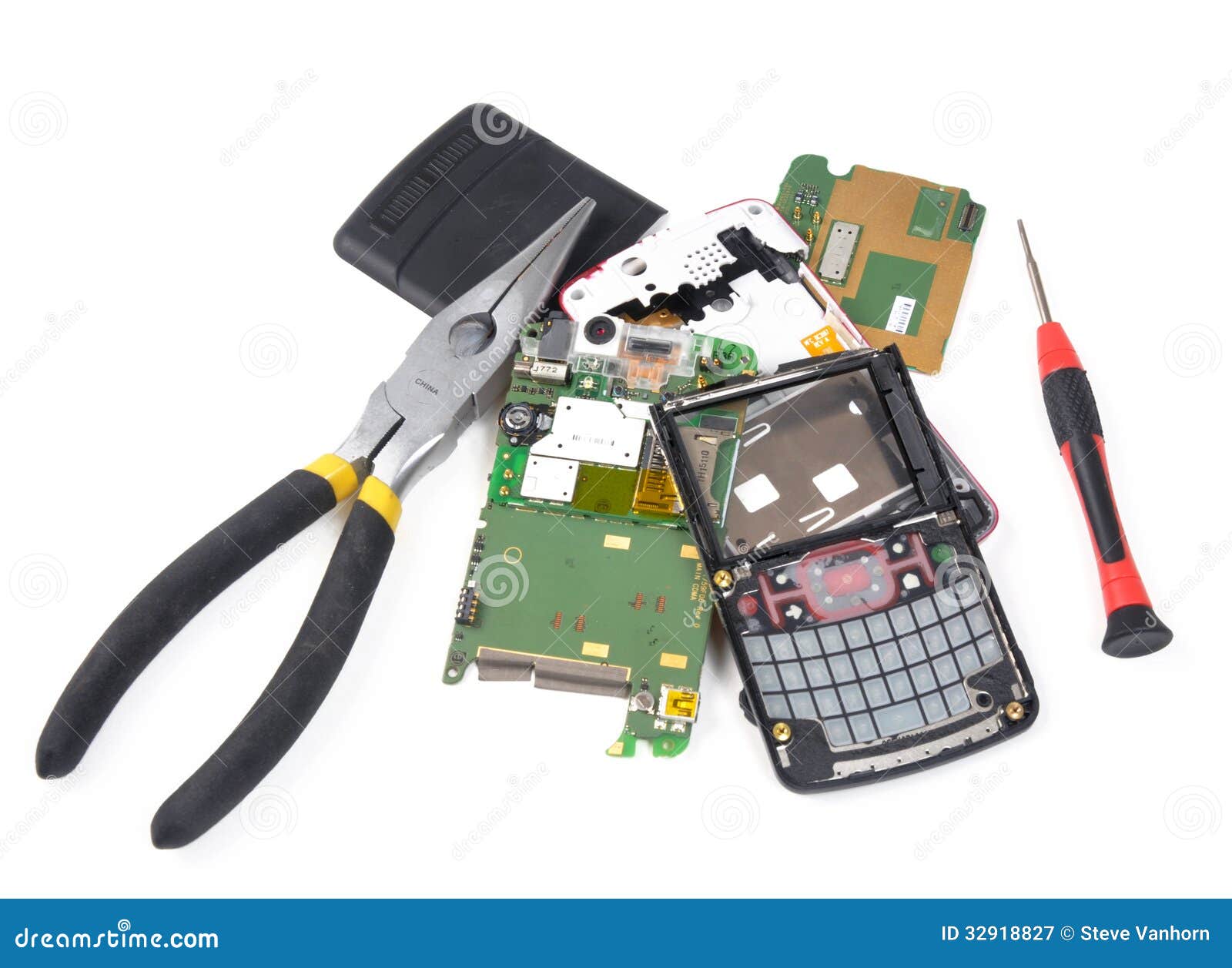 Téléphone Portable Cassé De Réparation Photographie stock libre de ...