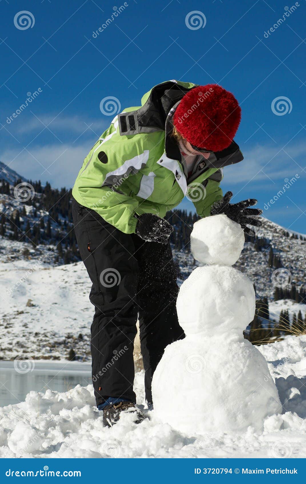 To a build snowman stock photo. Image of snowball, mornings - 3720794