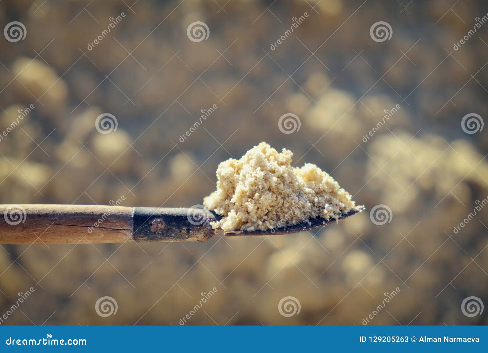 To dig in the sand.Shovel stock image. Image of sand - 129205263