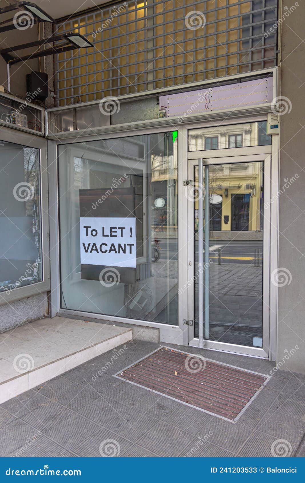 To Let Shop stock image. Image of real, empty, capital - 241203533