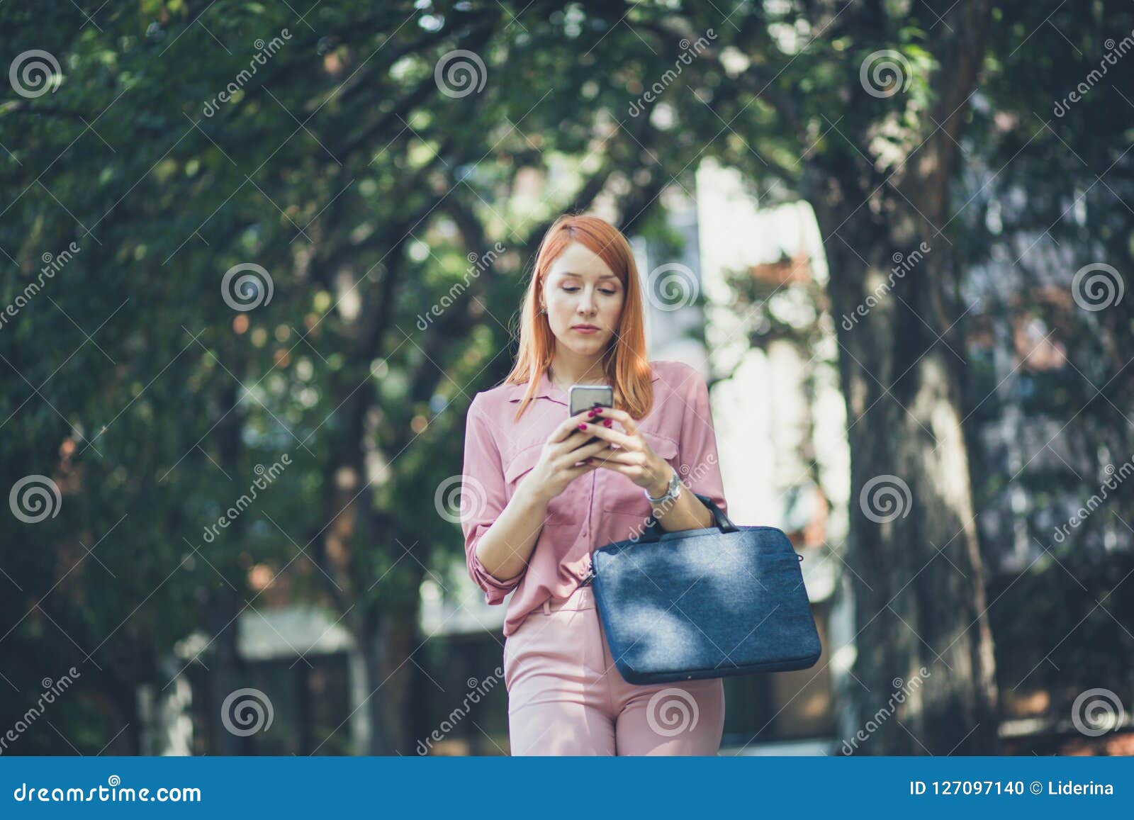 To Much Messages Waiting Answer. Stock Photo - Image of head, life ...