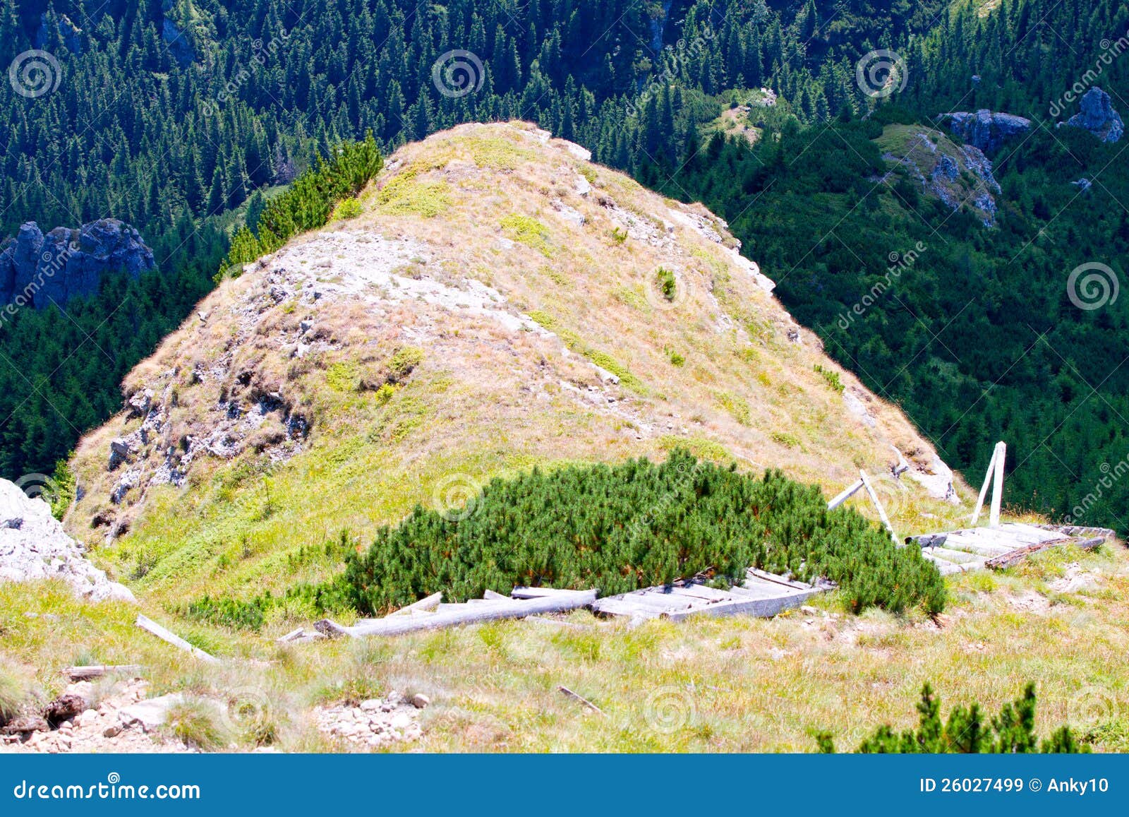 Toaca Peak, Ceahlau Massif stock image. Image of europe - 26027499