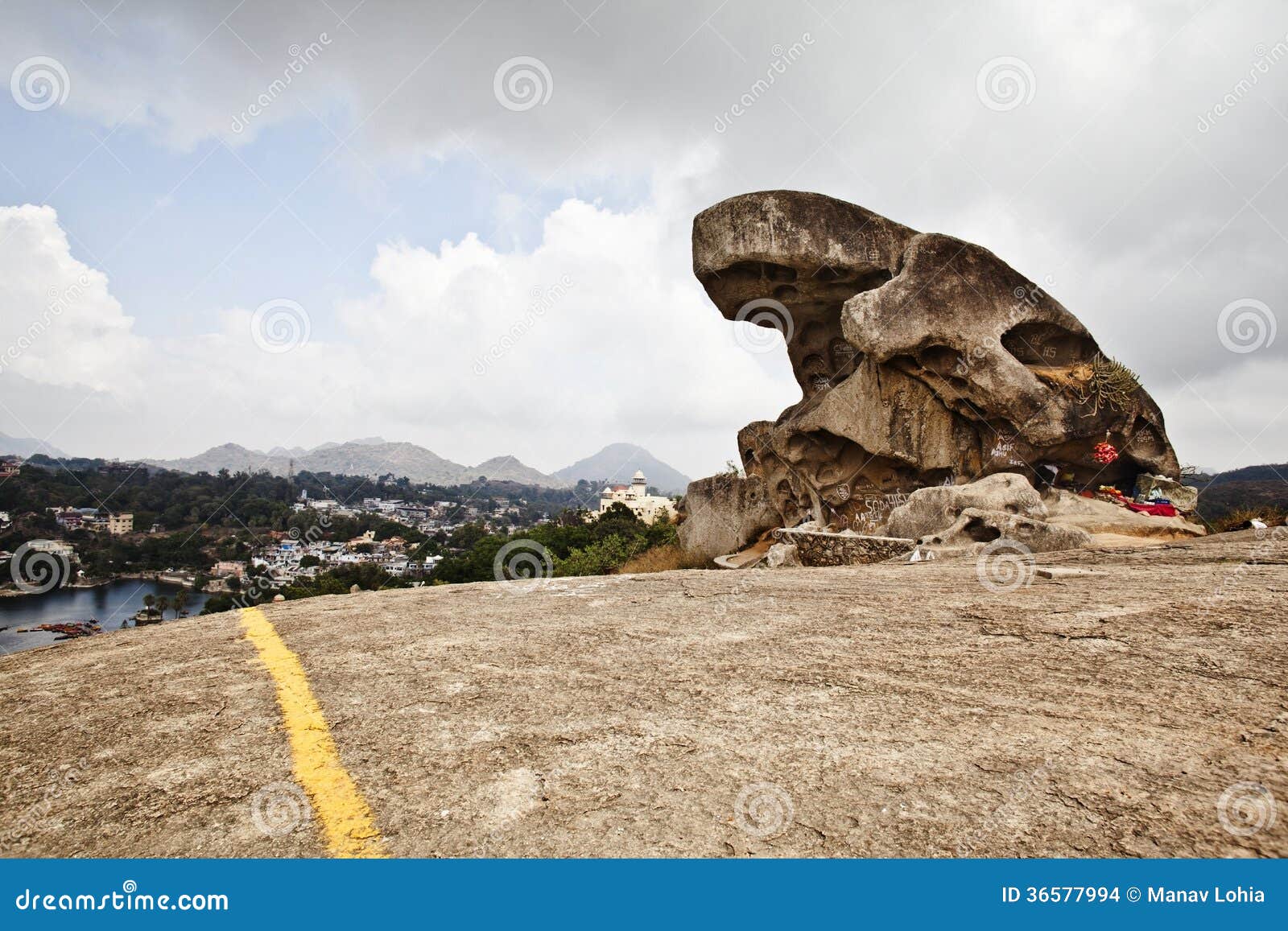 Toad Rock on a Hill at Mount Abu, Sirohi District, Rajasthan, Indi ...